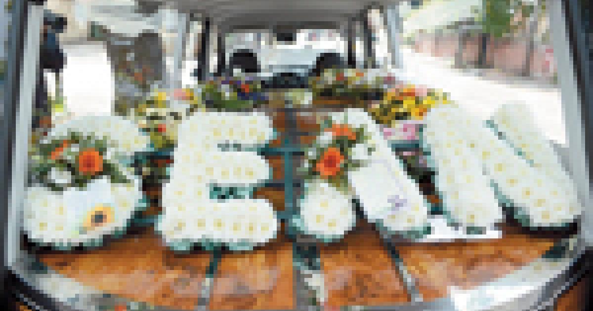 Emotional goodbye as hundreds attend Seán Noctor's funeral - Maidenhead ...