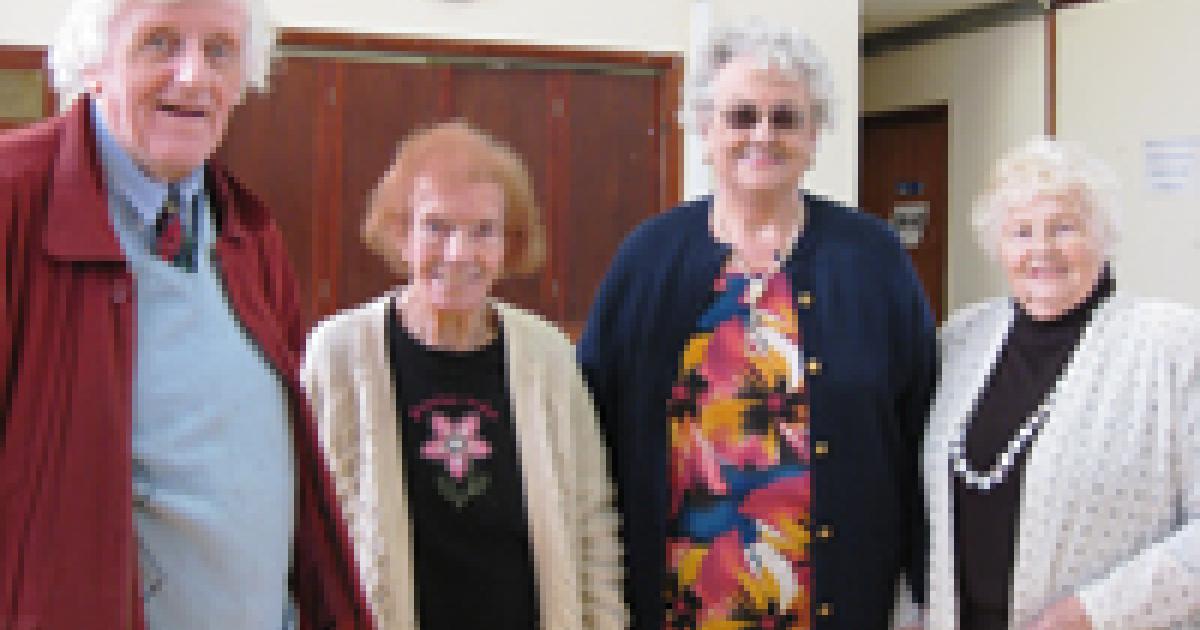 Club for the visually impaired celebrates 20th anniversary - Maidenhead ...