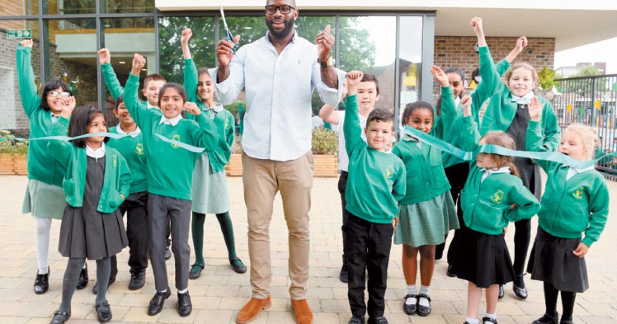 Former England rugby star opens new school extension - Maidenhead ...