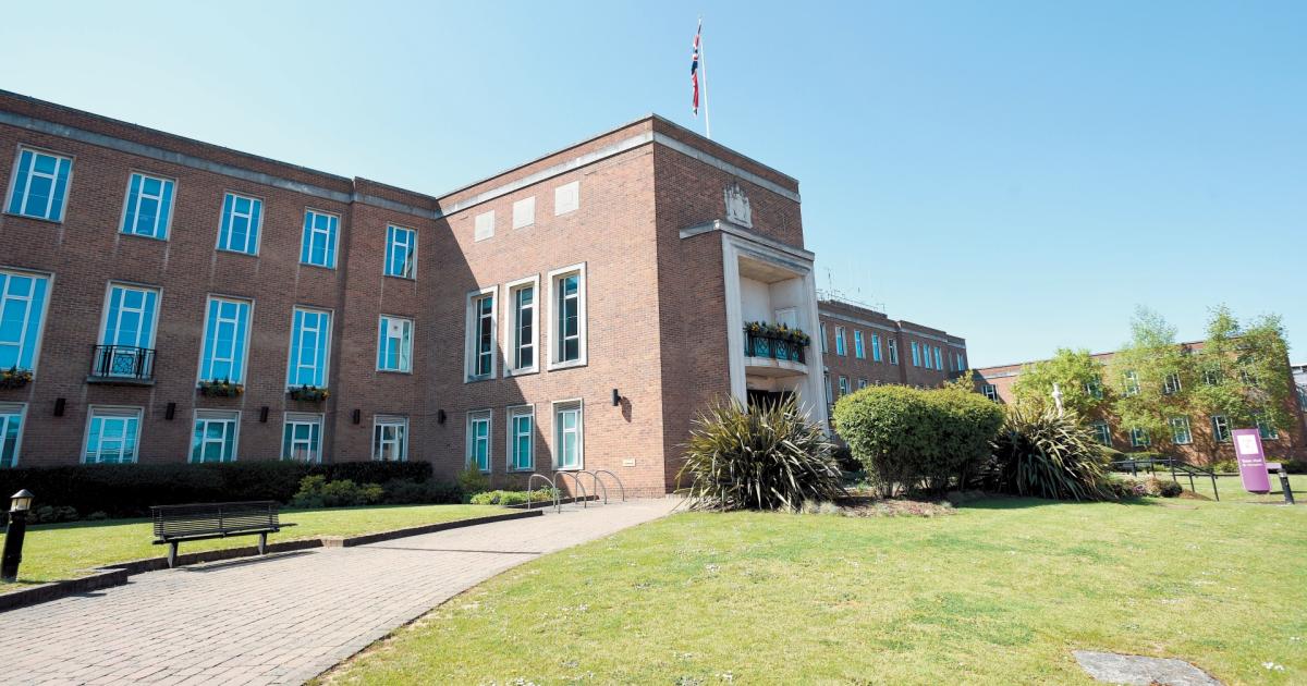 Updates given on Battlemead Common and lighting in Grenfell Park ...