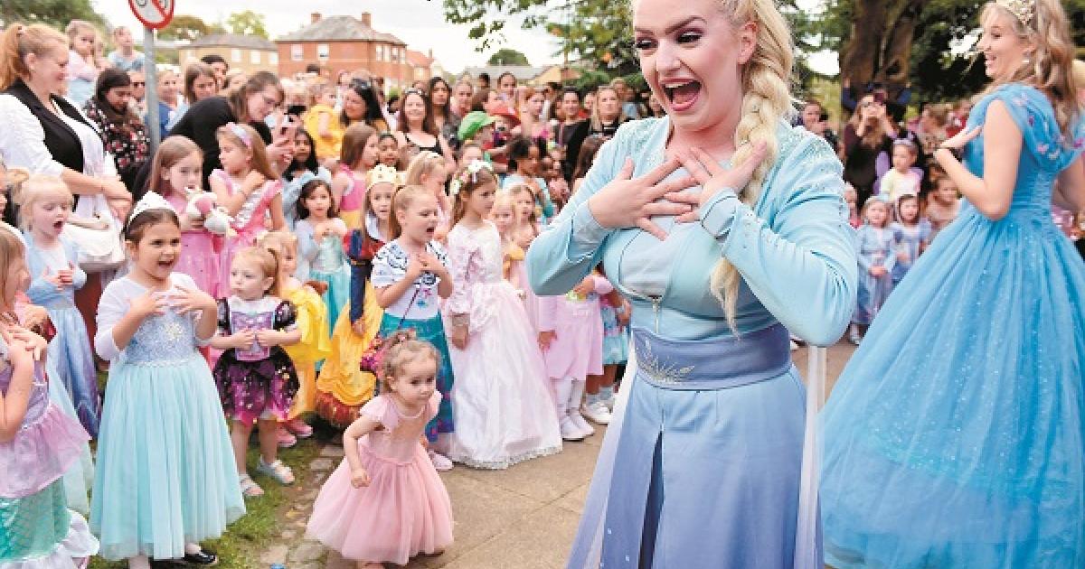 Hundreds of children queue-up for a special 'princess parade' in Burnham - Photo 1 of 5 ...