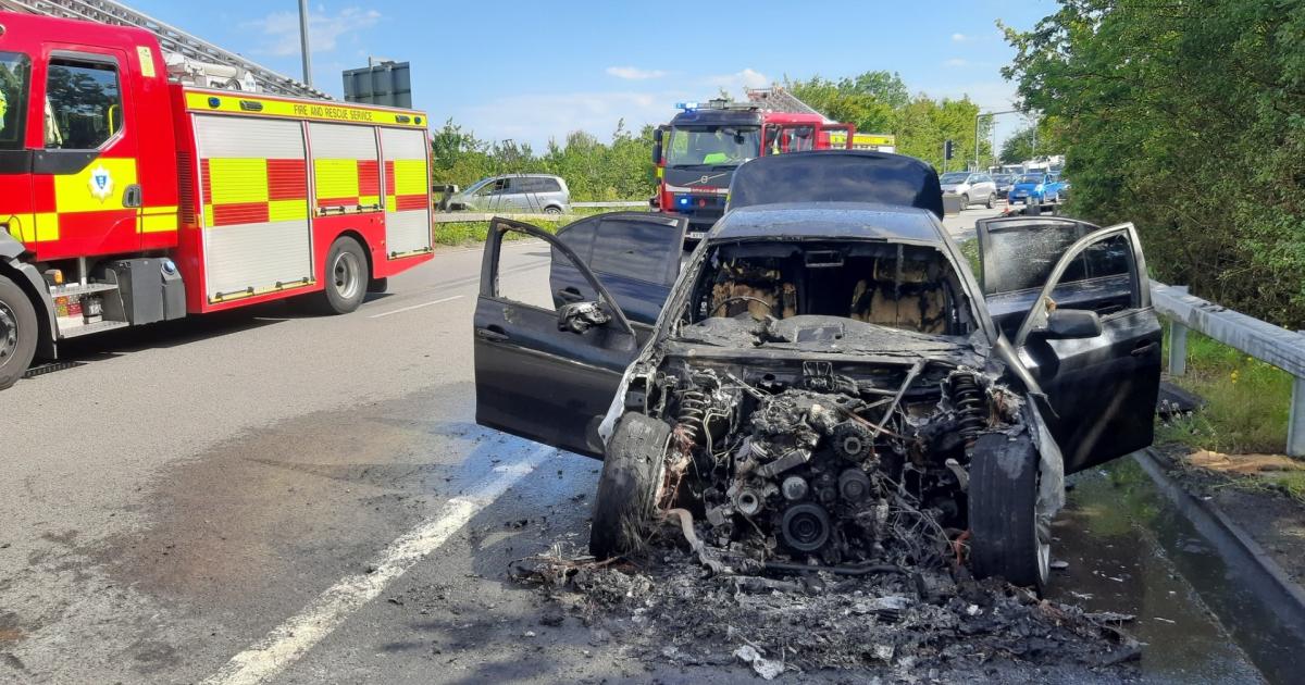 BMW 'destroyed' in car fire on A404 near Maidenhead - Maidenhead Advertiser