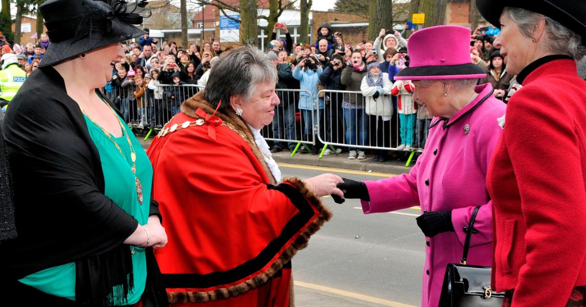 Slough council leader pays tribute to former mayor who has passed away ...