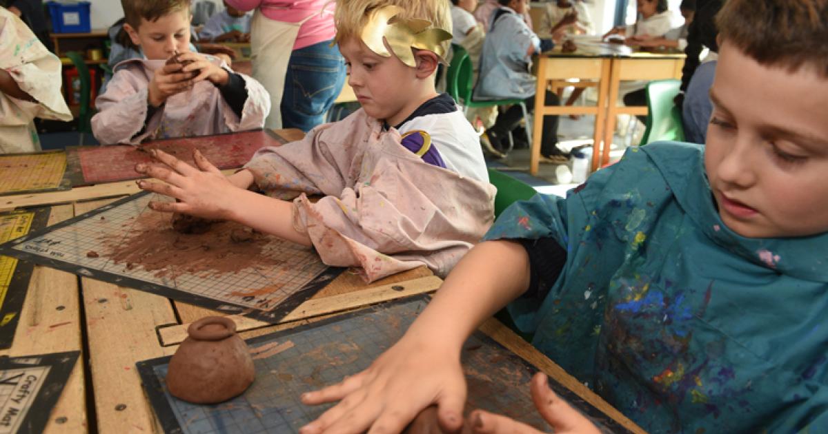 In pictures: Maidenhead primary school pupils make Ancient Greece ...