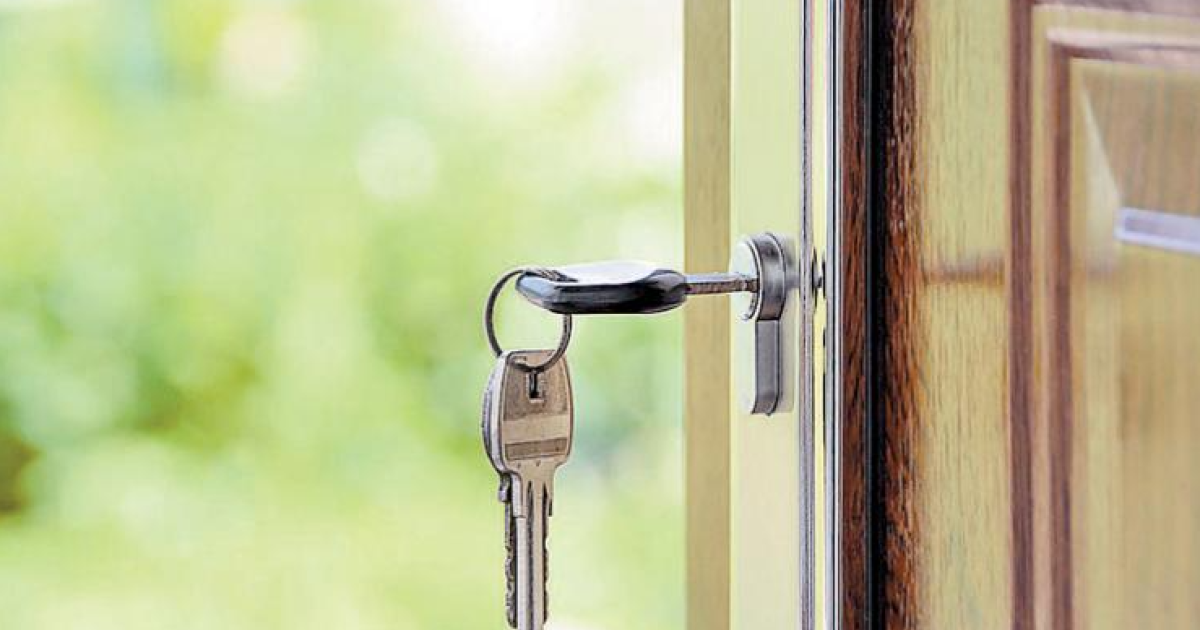 Viewpoint: The problem with living on unadopted roads - Maidenhead ...