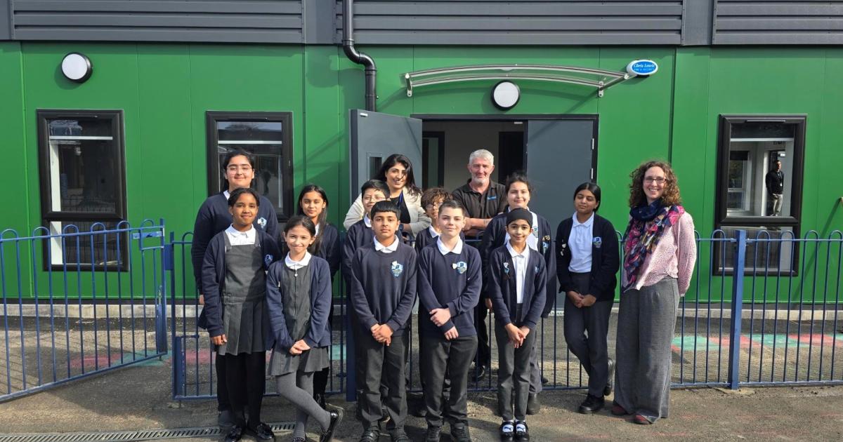 New performing arts facilities open to 'modernise' Slough primary ...