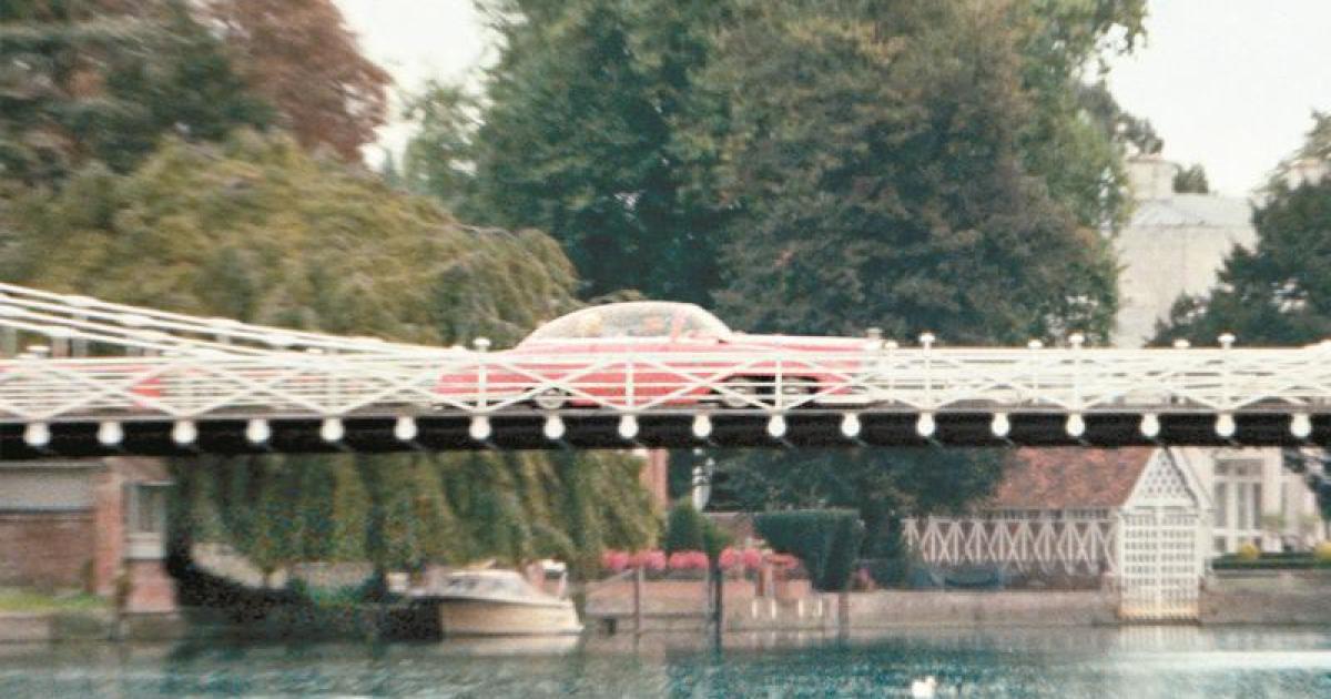 Did Lady Penelope and Parker break Marlow Bridge restrictions in TV ...
