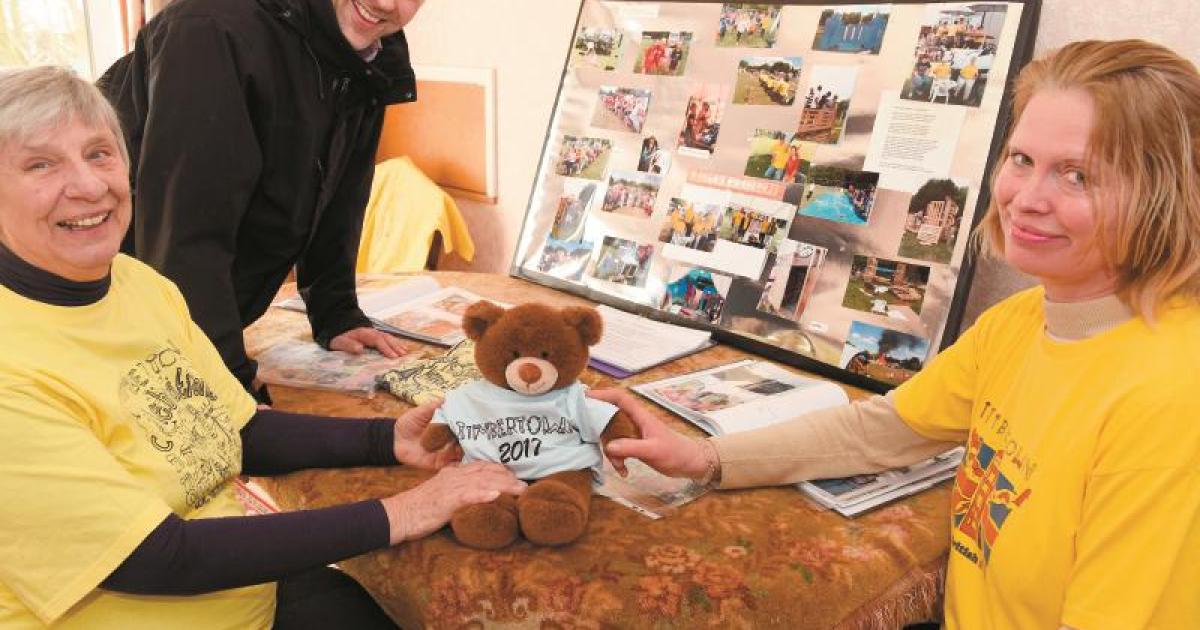 Timbertown organiser thanks Louis Baylis Trust for £2,000 grant - Photo ...