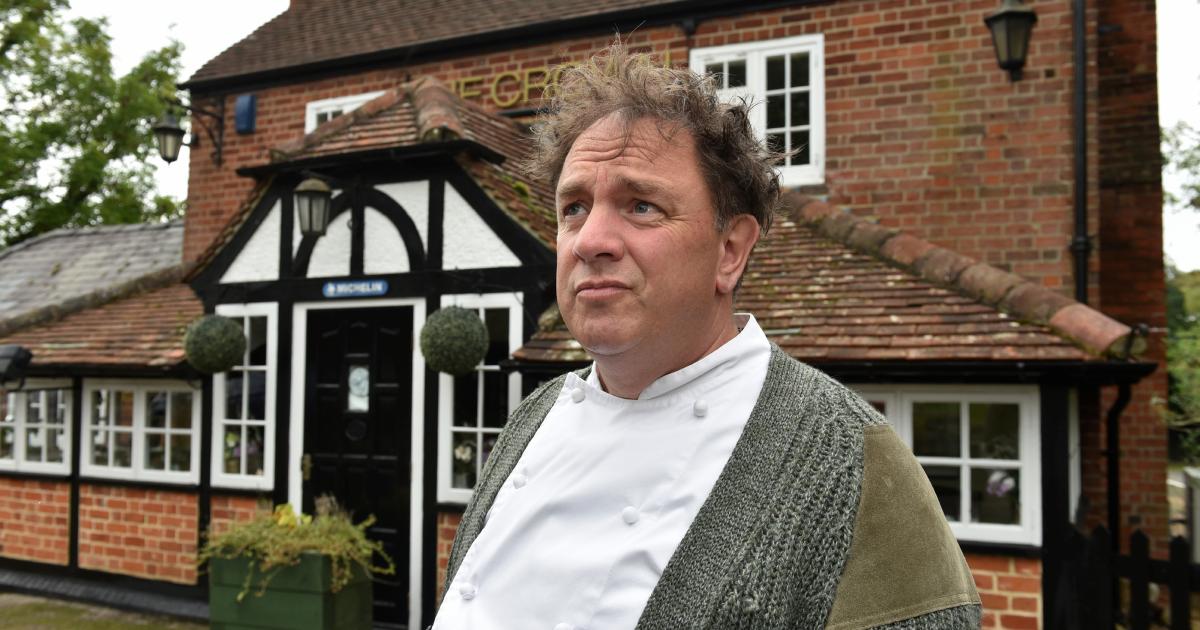Chef Simon Bonwick announced as new owner of The Crown at Bray ...