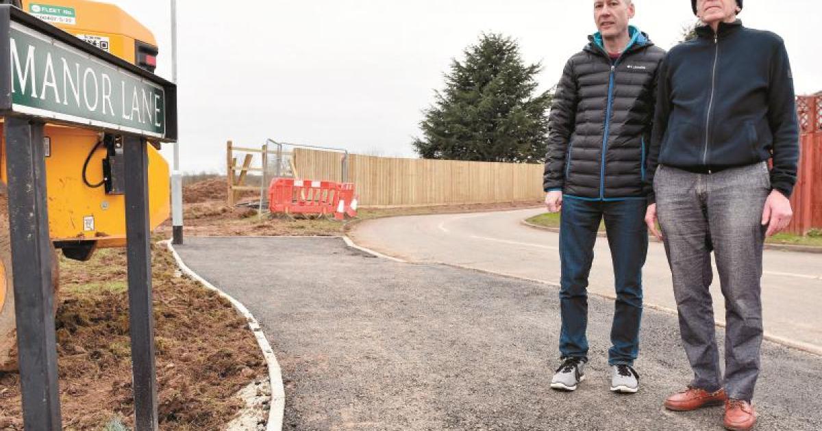 Dismay over refused plea to tackle 'rat run' through Manor Lane - Photo ...