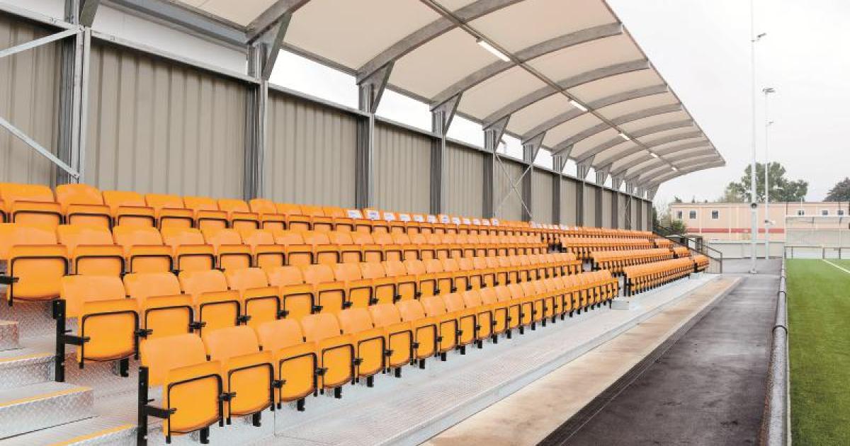 Slough Town announce signing of Australian-born defender Lewis Miccio ...