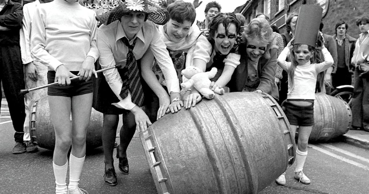 Remember When: Teams lined up for Queen's Arms barrel race - Photo 1 of ...