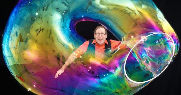 Show - The Amazing Bubbleman - Maidenhead Advertiser