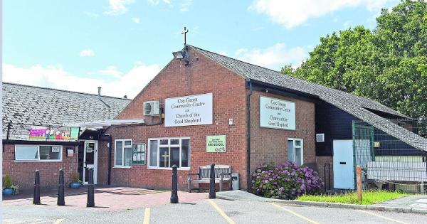 New Cox Green walk-and-talk hoped to help with mental health ...