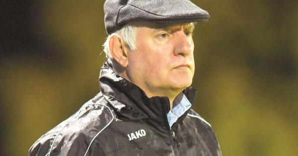 Alan Devonshire plays it cool as Maidenhead United hit their straps ...