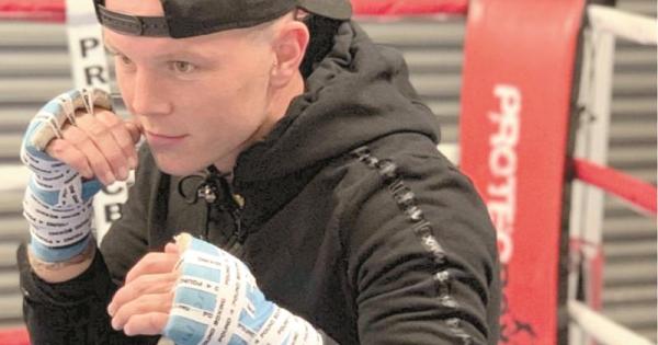 Burnham boxer Ryan Walsh goes pro - Photo 1 of 1 - Maidenhead Advertiser
