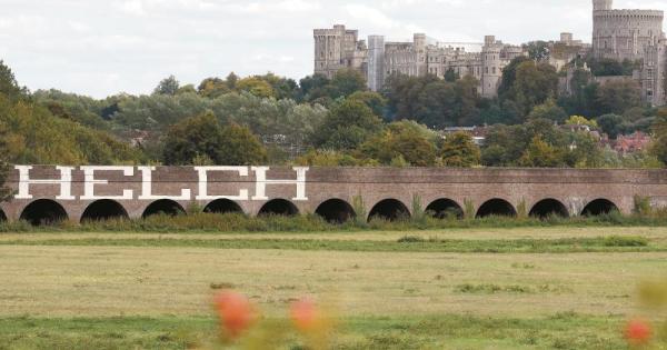 FOI reveals cost to remove 'HELCH' graffiti tag - Photo 1 of 1 ...