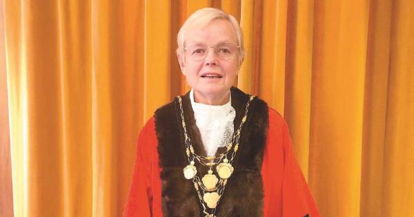 New Royal Borough mayor 'honoured' to take up position - Photo 1 of 1 ...