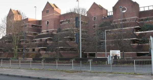 Viewpoint: Unimpressed with Hines Meadow car park conditions - Photo 1 ...