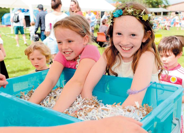 £4,000 raised at Cookham Rise Primary summer fun day - Photo 3 of 12 ...