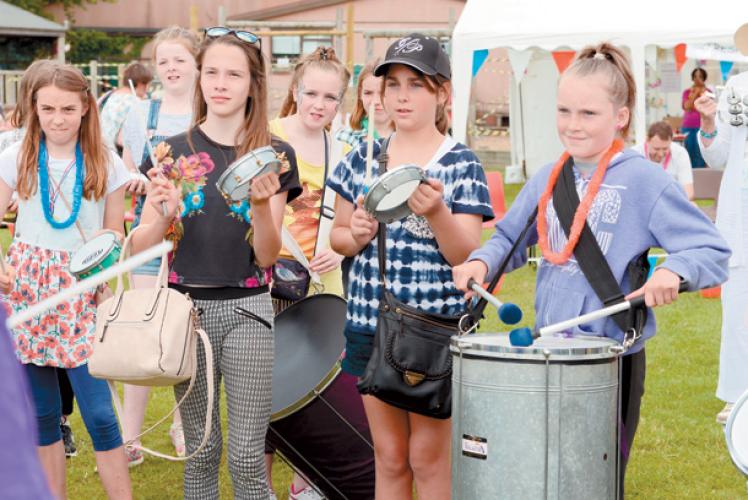 £4,000 raised at Cookham Rise Primary summer fun day - Photo 3 of 12 ...