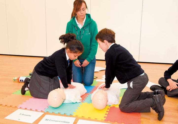 Oldfield Primary School pupils given lessons in first aid - Photo 1 of ...