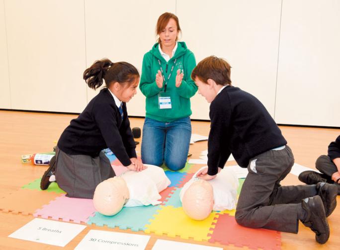 Oldfield Primary School pupils given lessons in first aid - Photo 1 of ...