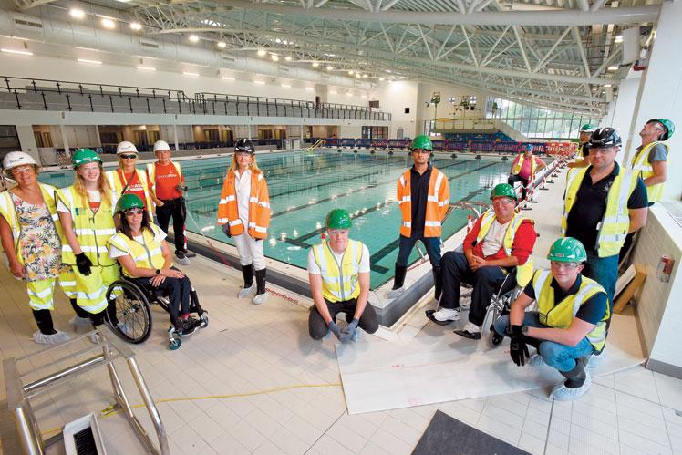 Guests get first look at Braywick Leisure Centre's 25-metre length pool ...