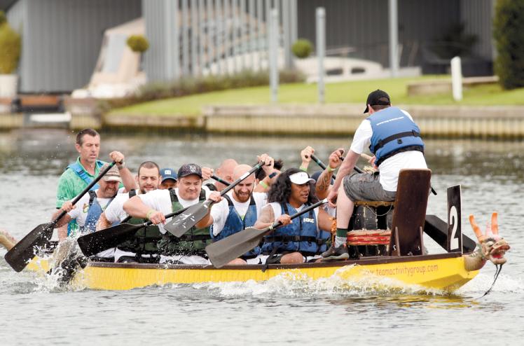 Dragon boats race down River Thames as Cookham Regatta returns - Photo ...