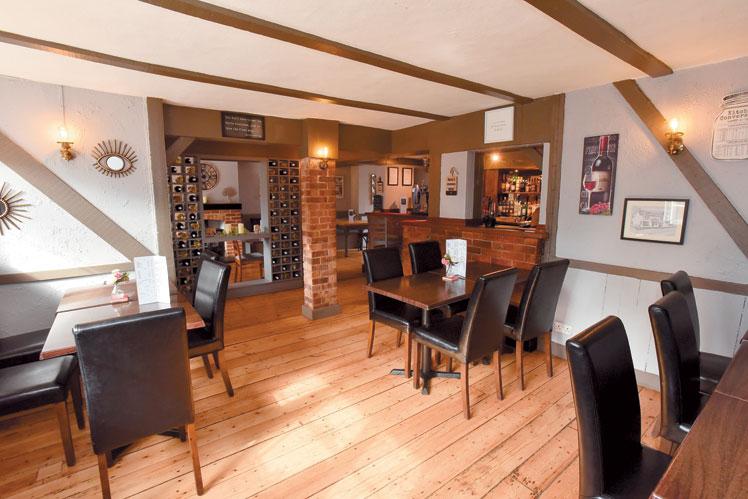 In pictures: Garibaldi pub in Bourne End gets a revamp - Photo 1 of 9 ...