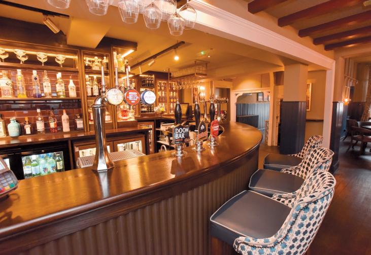 Cookham pub reopens after 'stunning' refurbishment - Photo 1 of 7 ...