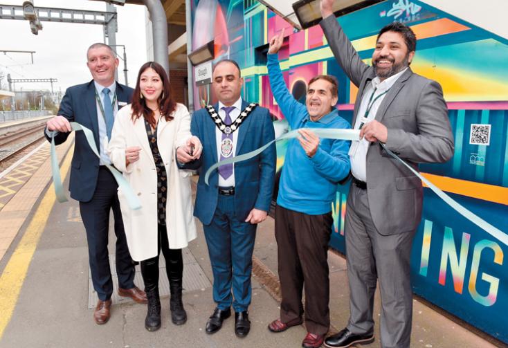 'Dynamic spirit' of Slough unveiled in new train station mural - Photo ...
