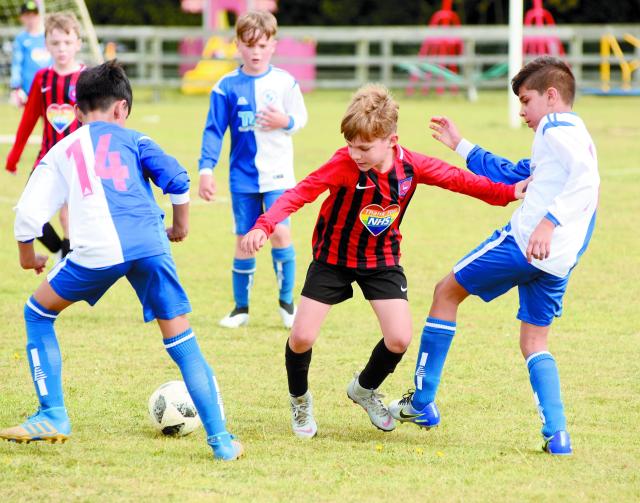 Junior football returns to Cookham - Photo 1 of 13 - Maidenhead Advertiser
