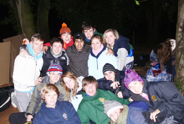 Temperatures plunge during Blue Coat charity sleep-out - Maidenhead ...