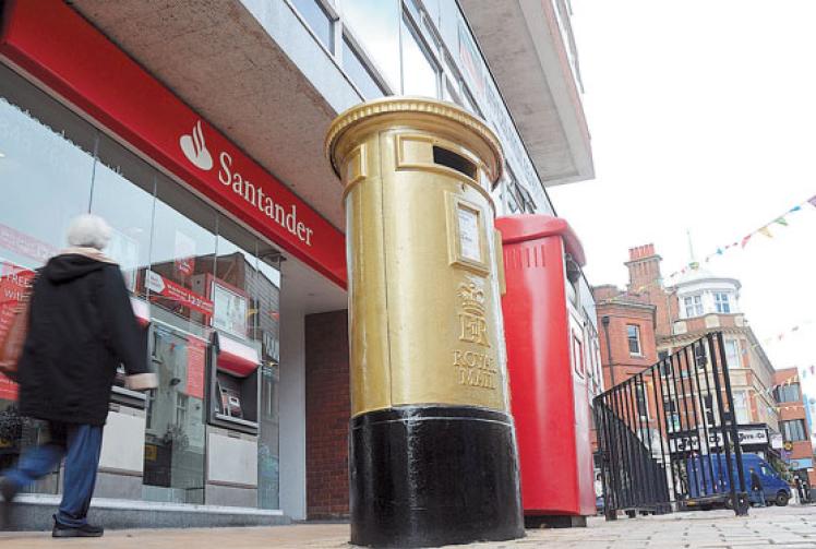 Golden postbox standing proud in Maidenhead for Paralympic hero ...