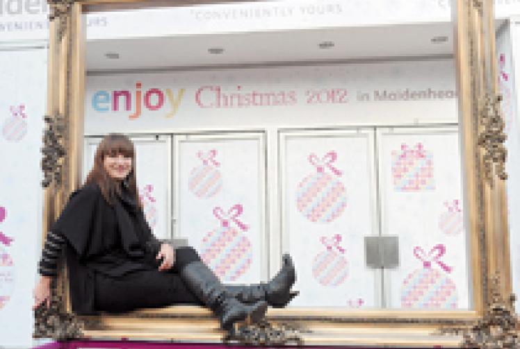 Giant picture frame competition winners to be announced next week ...