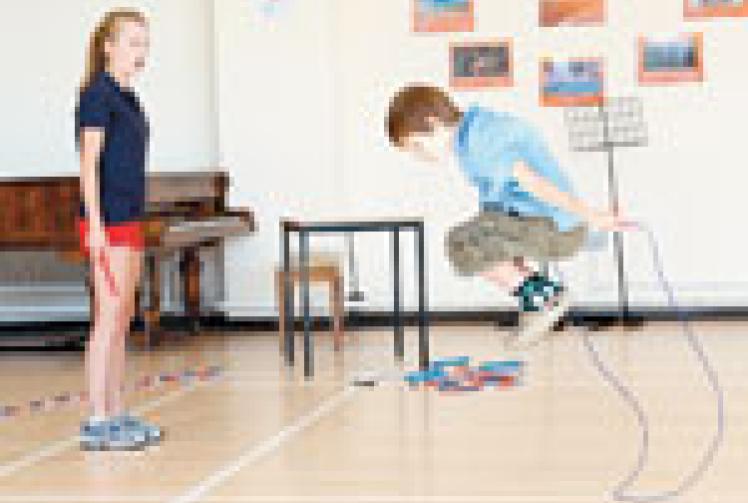 VIDEO: Skipping club perform at Claires Court - Maidenhead Advertiser