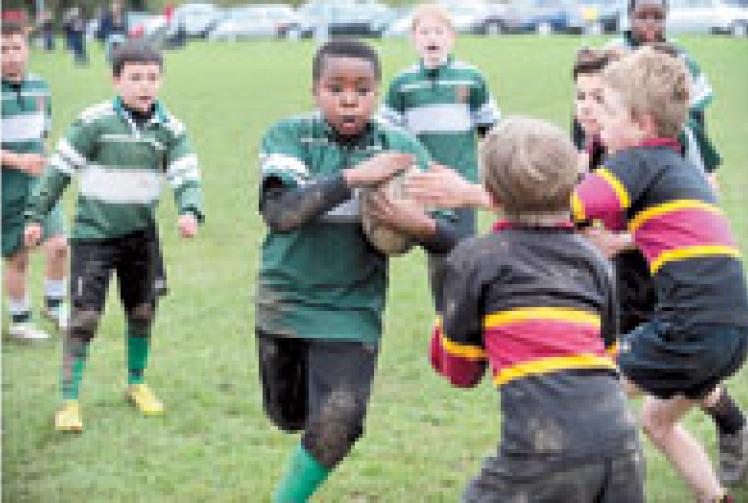 Young players take centre stage at Slough Rugby Club’s annual minis ...