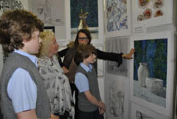 Papplewick School school pupils show off artwork - Maidenhead Advertiser
