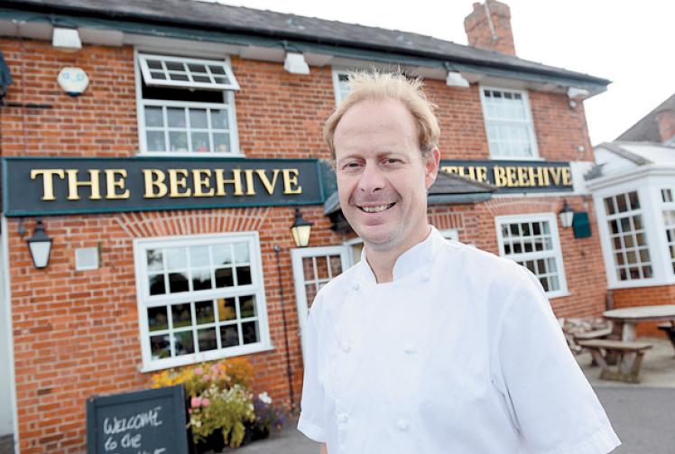 Award-winning chef Dom Chapman takes over buzzing Beehive pub ...