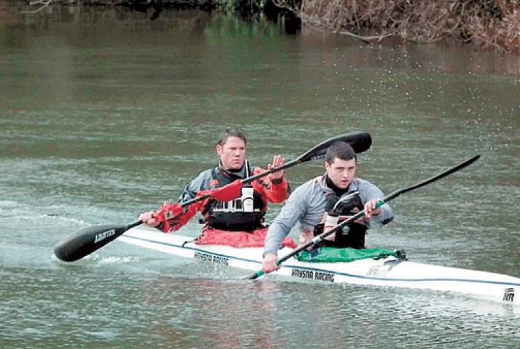Strictly canoeing for TV's wildlife man Steve Backshall - Maidenhead ...