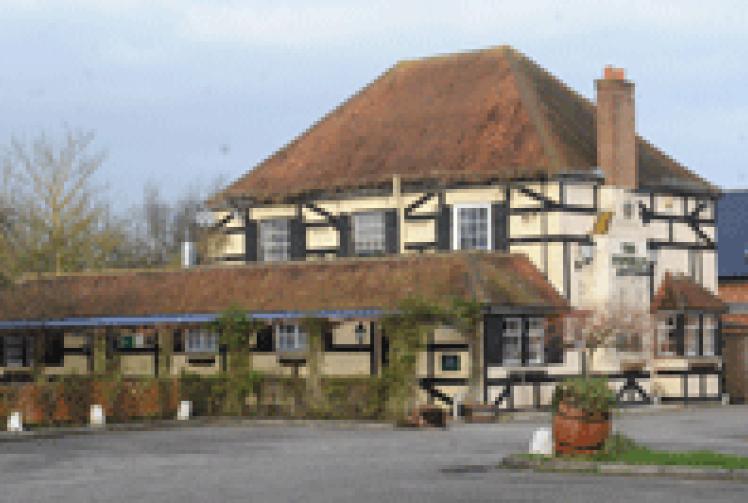 Tea towels cause of fire at Fifield Inn - Maidenhead Advertiser