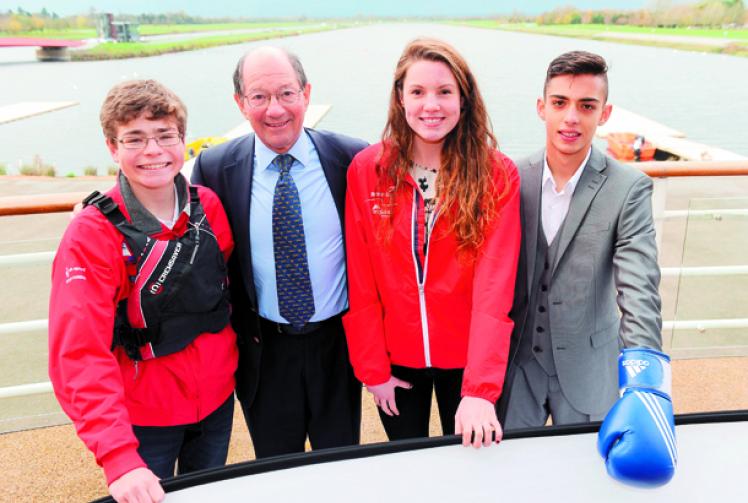 Rugby legend Ian Robertson presents prizes to rising sports stars ...