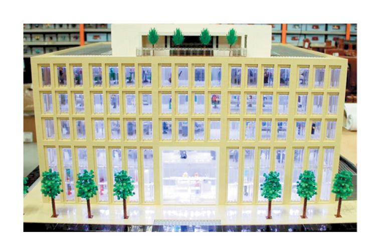 Slough's Porter Building unveiled...in Lego - Photo 1 of 1 - Maidenhead ...