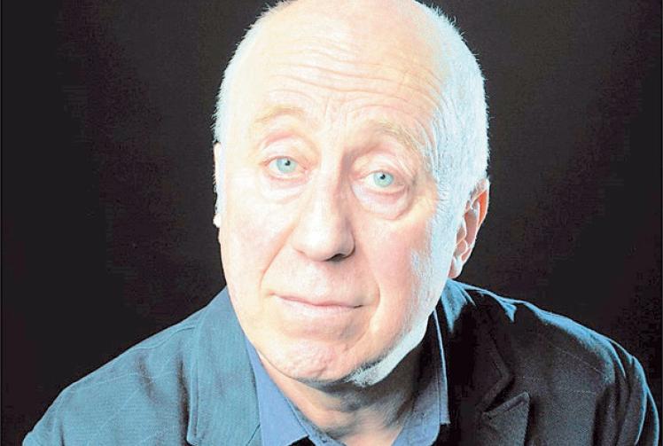 ‘Ambling on stage’ with new material - Maidenhead Advertiser