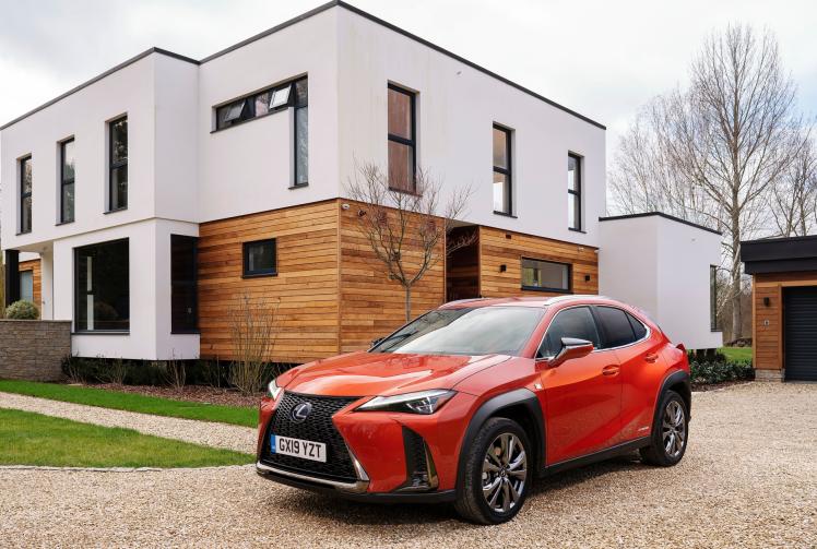 Lexus drives different thinking - Maidenhead Advertiser