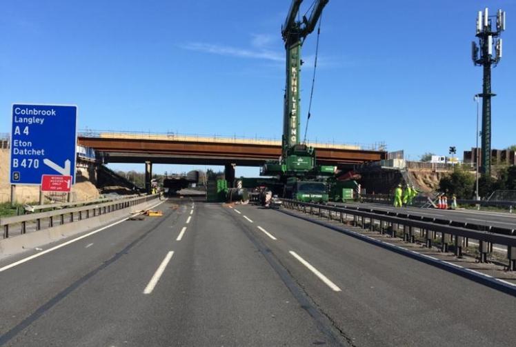 Bridge work completed on M4 over the weekend as part of smart motorway ...