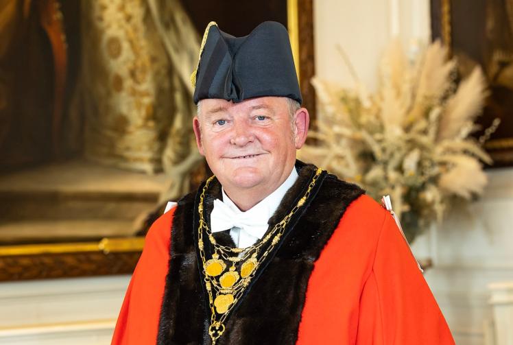 Mayor to host charity dinner in aid of former Army regiment ...