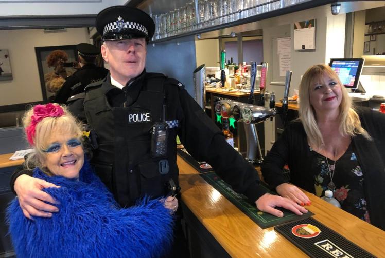 Debut TV show written by Maidenhead resident casts four ex-footballers ...