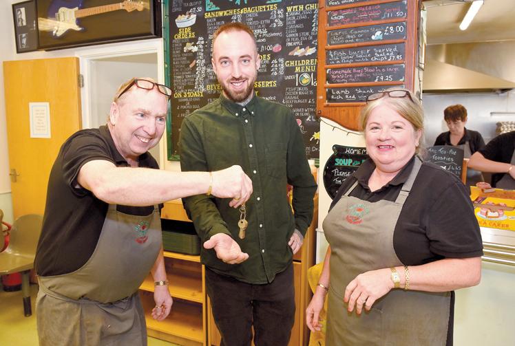 Maidenhead's Tea Pot Cafe closes due to financial pressures ...
